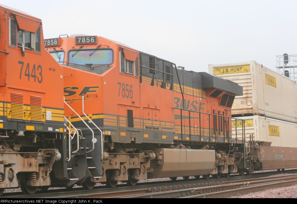 BNSF 7856